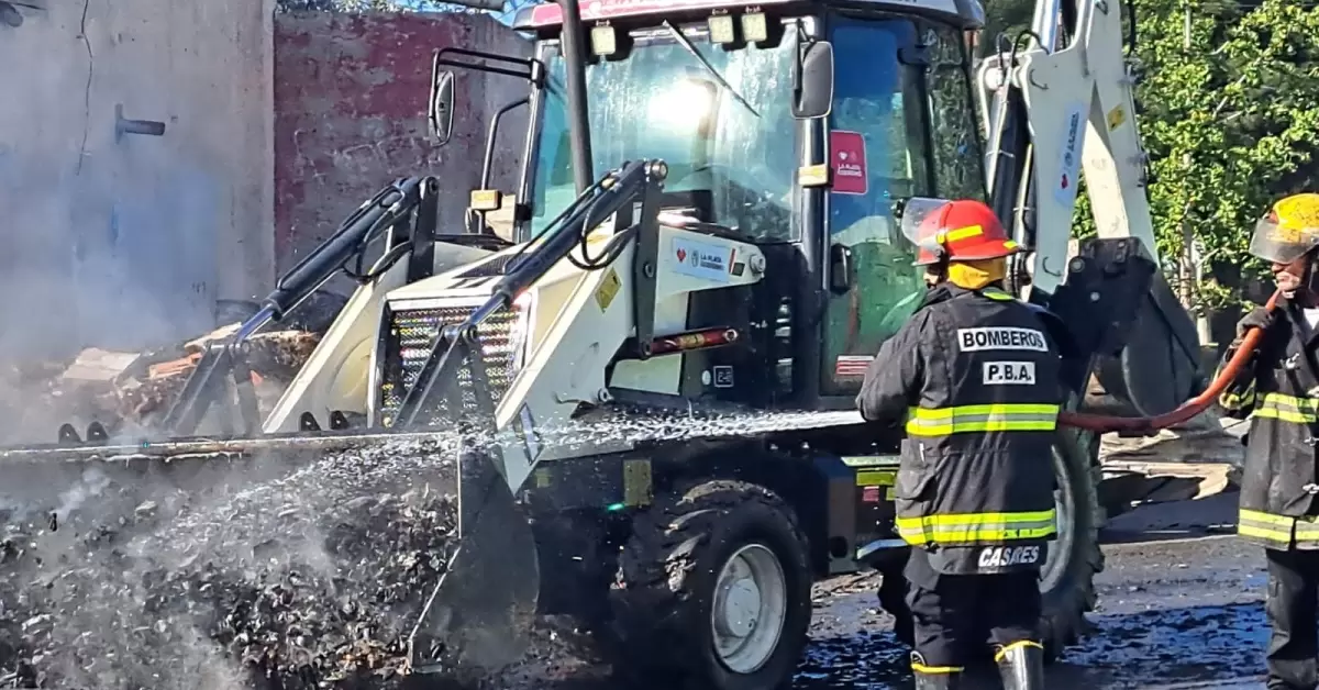📸 Fotos y video: Más detalles del voraz incendio en Gonnet sobre el ...